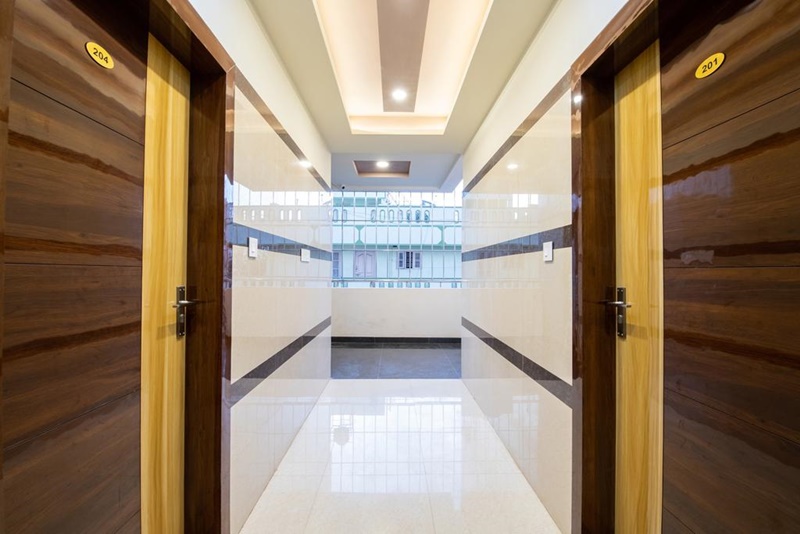 Royal Blue Meridian Inn Hotel, Bangalore - Book by Hour & Save Upto 70% ...