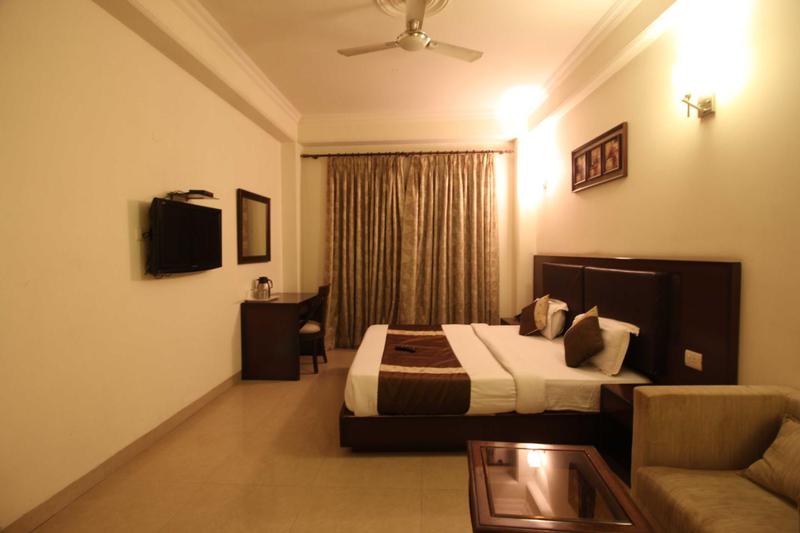 Hotel Alpine Tree, Delhi - Book by Hour & Save Upto 70% on Delhi Hotels