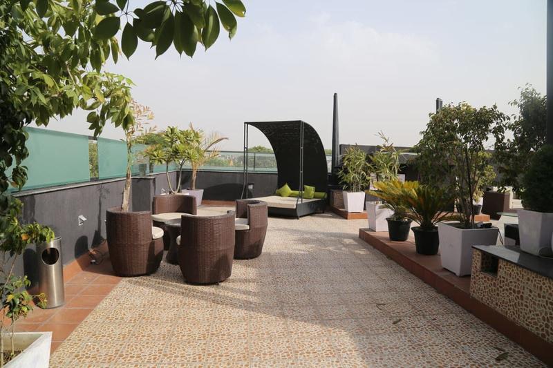 The Pamposh, Delhi - Book by Hour & Save Upto 70% on Delhi Hotels