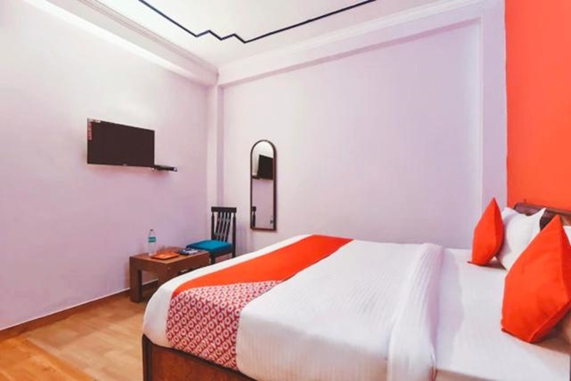 Shri Ram Home Stay, Delhi - Book by Hour & Save Upto 70% on Delhi Hotels