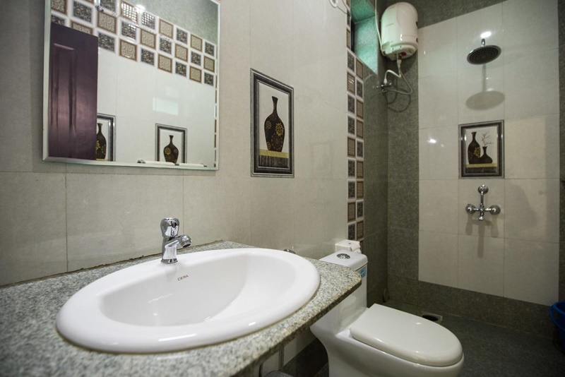 Hill Rock Goa, Goa - Book by Hour & Save Upto 70% on Goa Hotels