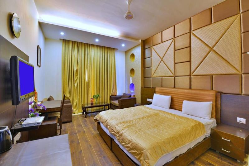 Golf View Suites, Gurgaon - Book by Hour & Save Upto 70% on Gurgaon Hotels