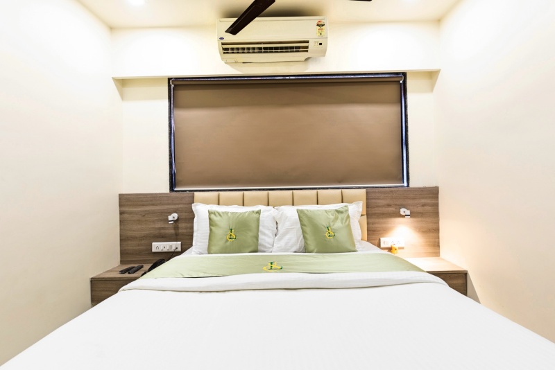 Hotel Samrath Lodging & Boarding, Mumbai - Book by Hour & Save Upto 70% ...