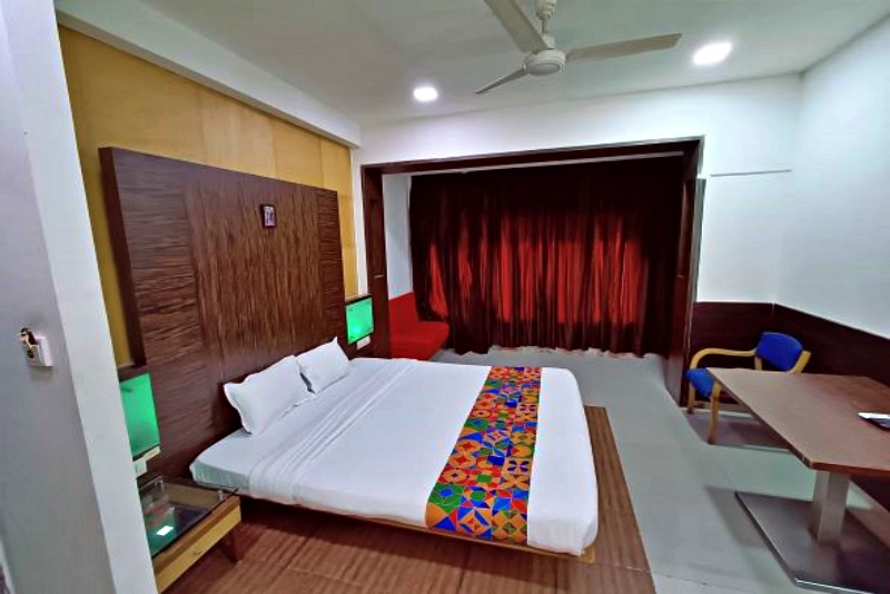 Rapid Lakme Executive Hotel, Pune - Book by Hour & Save Upto 70% on ...